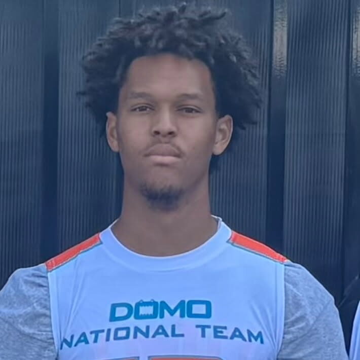 Rising Star: Servite’s Martise Maddox Locks Down the Field and College ...